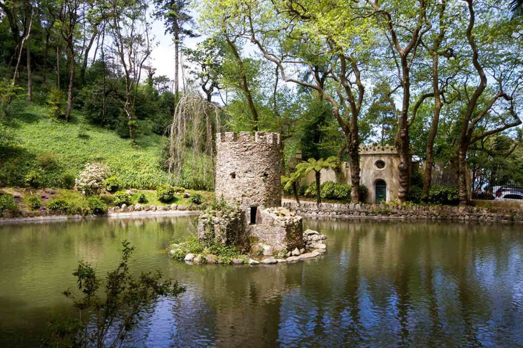 18 Tourist Places to Visit in Sintra, Portugal - Things to Do in Sintra