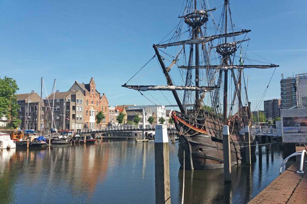 14 Things to Do in Volendam - Top Tourist Attractions in Volendam